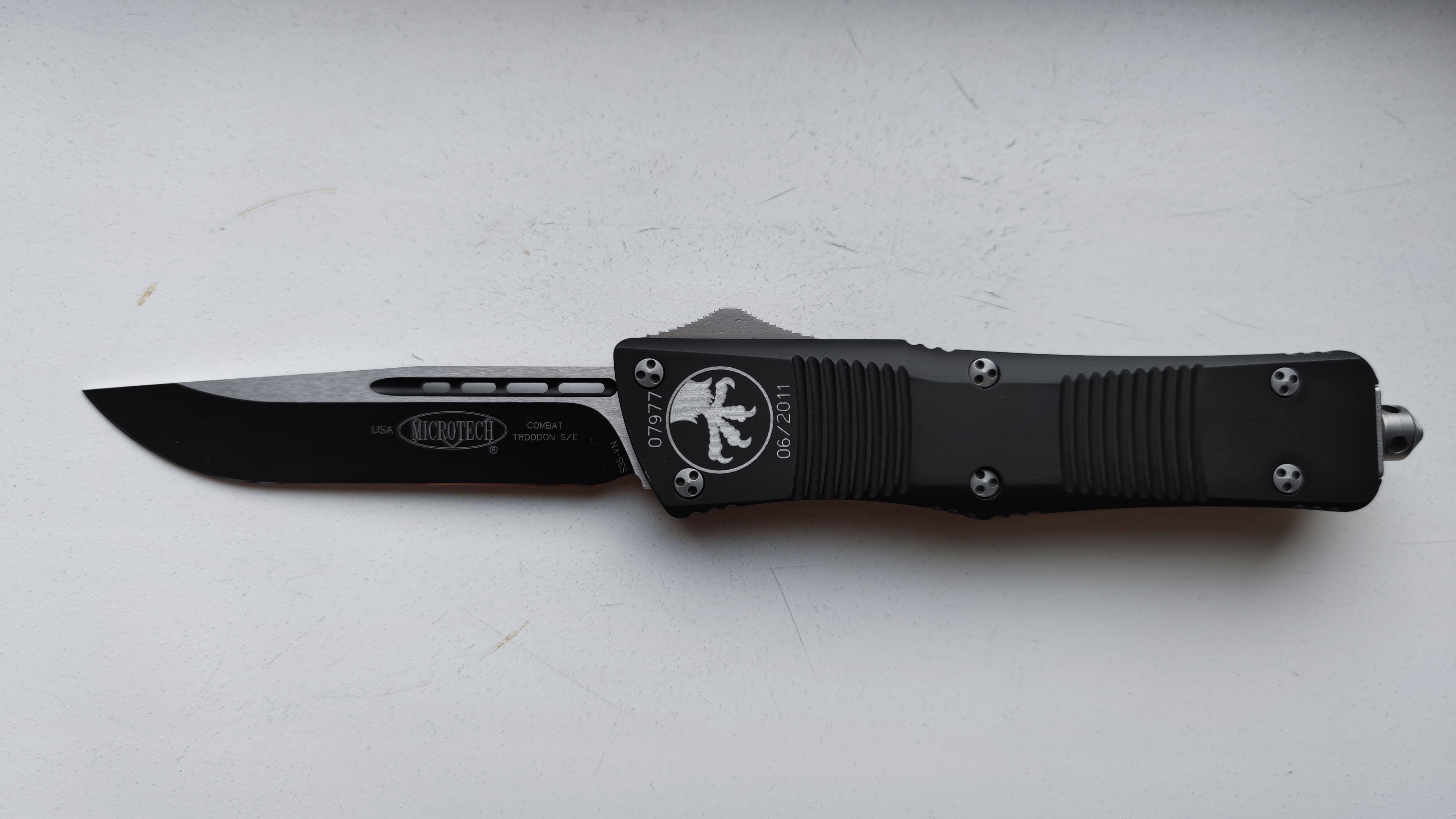 Microtech combat troodon - Guns.ru Talks